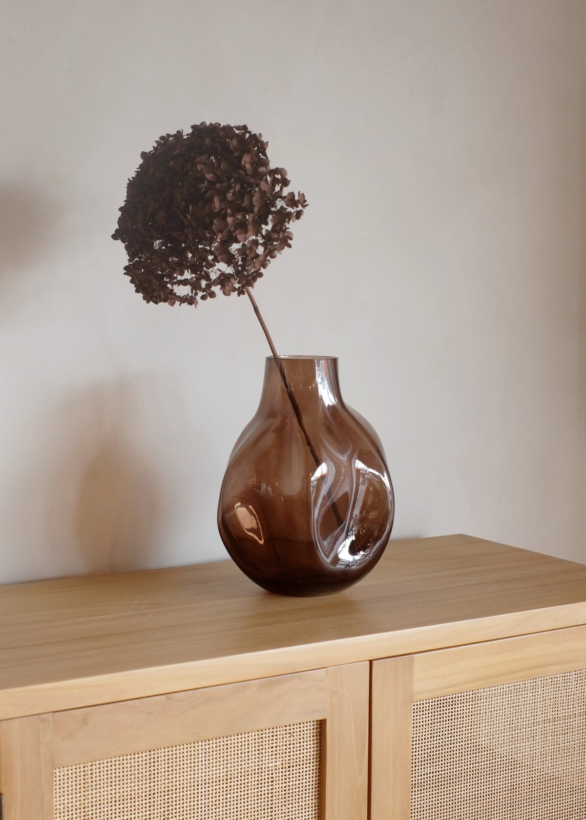 Bakku Vase in Smoked Forest | 101 Copenhagen | Kayu Studio