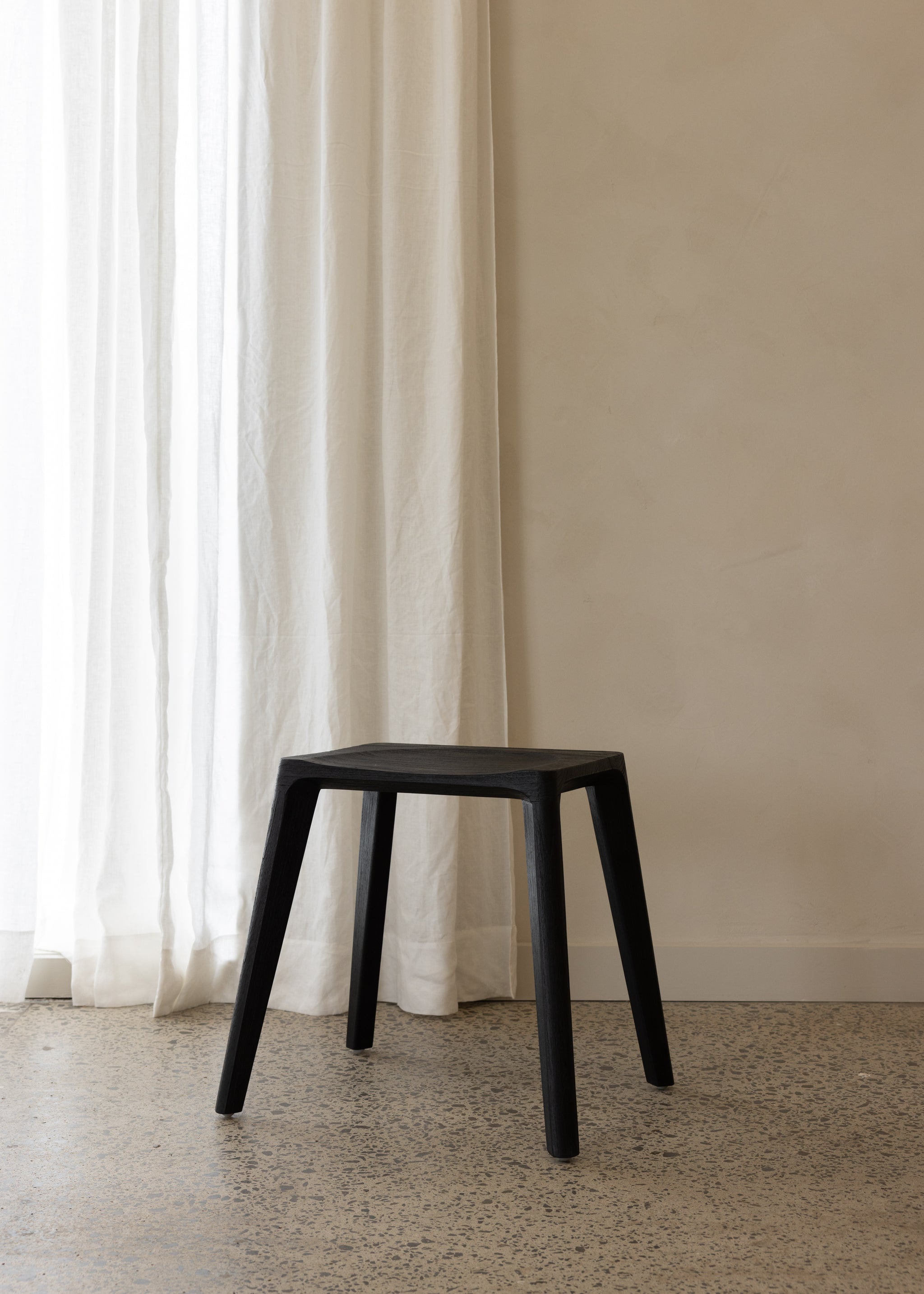 Glide Low Stool / Black