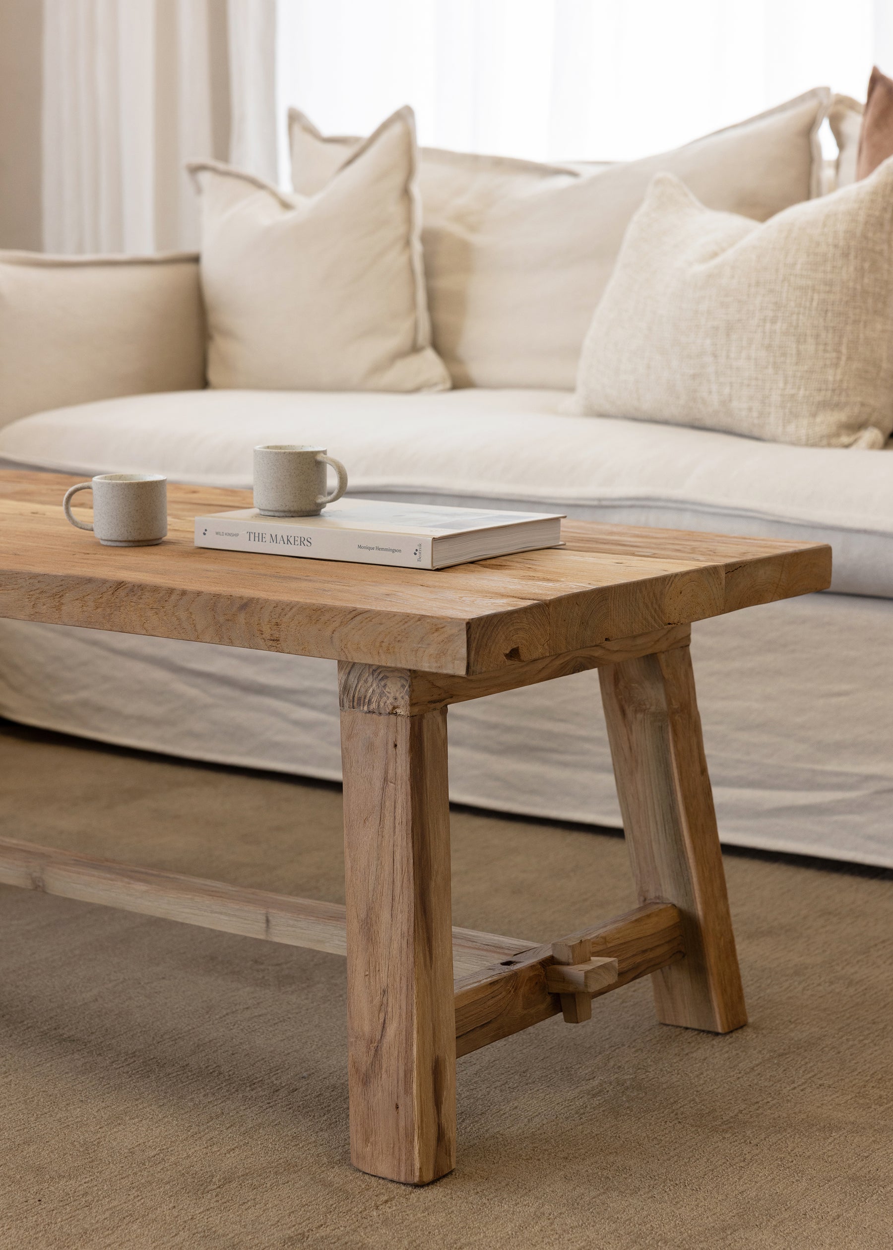 Coffee & Side Tables