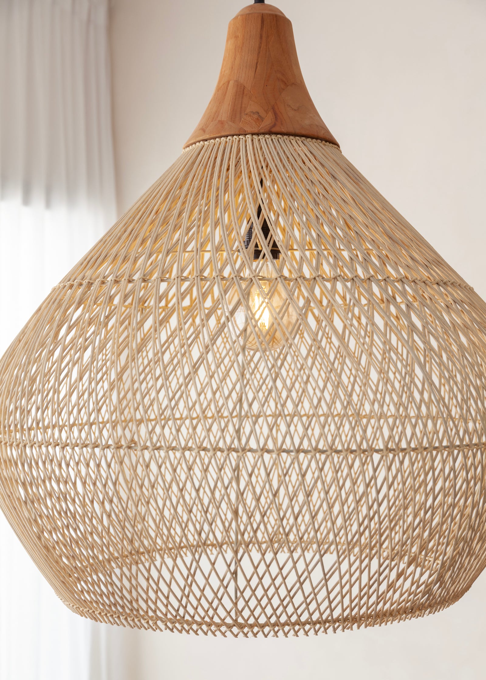 Vera Pendant | Handcrafted Lighting | Kayu Studio